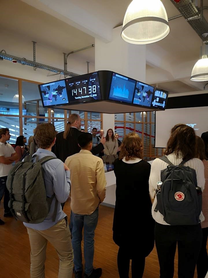 G DATA Exkursion im Modul „Unsicherheitserfahrung und Bewältigungsstrategien im ...